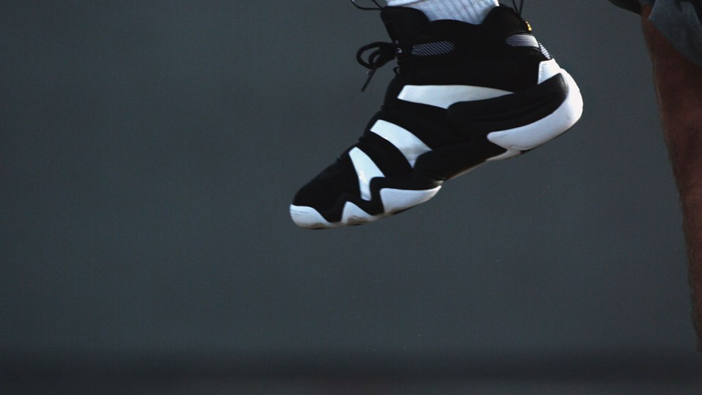 » 30 for 30: ‘Sole Man,’ Chapter 3 — Kobe and the Gunslinger